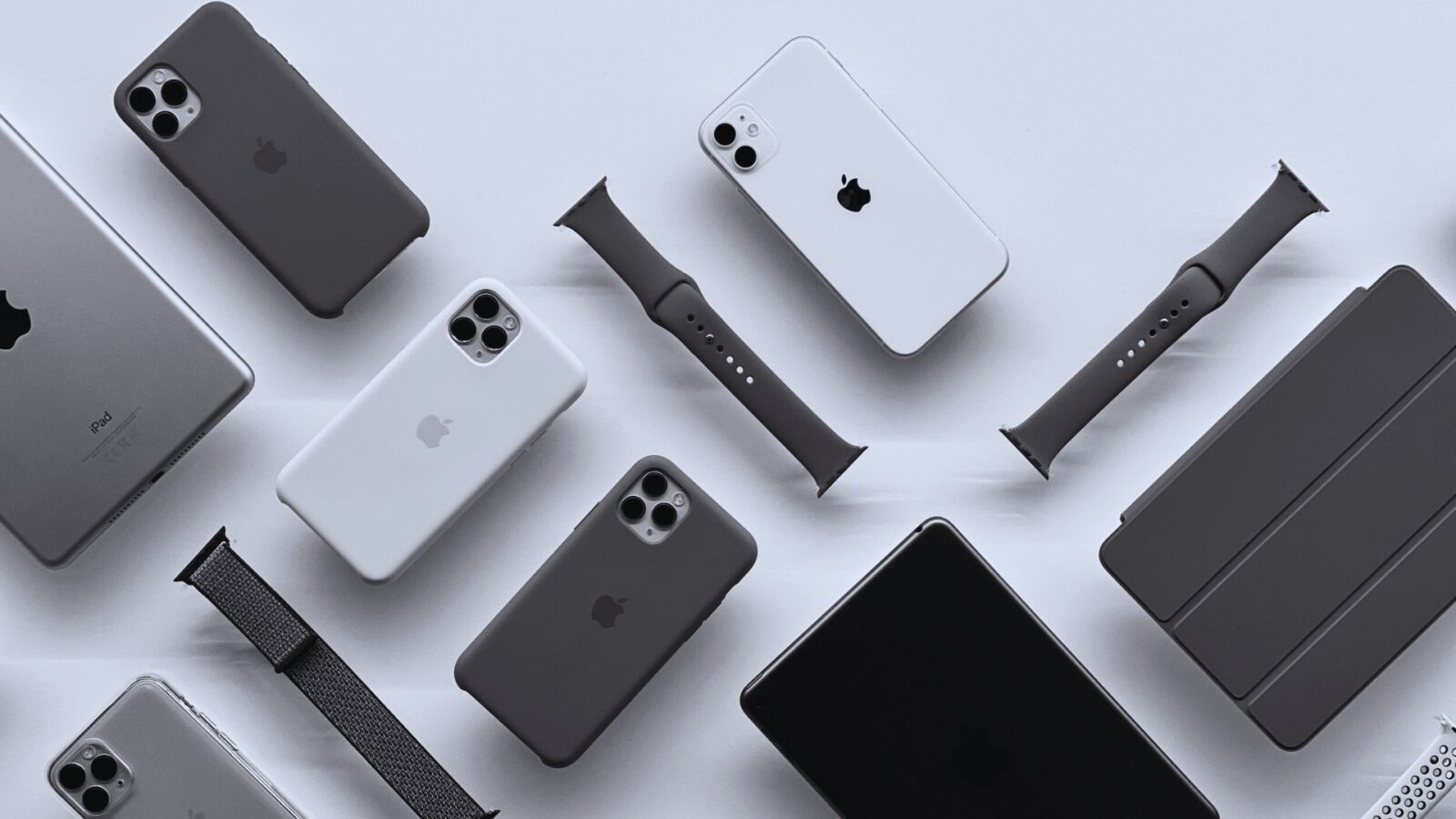 Which iPhone Models Are Discontinued By Apple In 2024? - mintyread.com